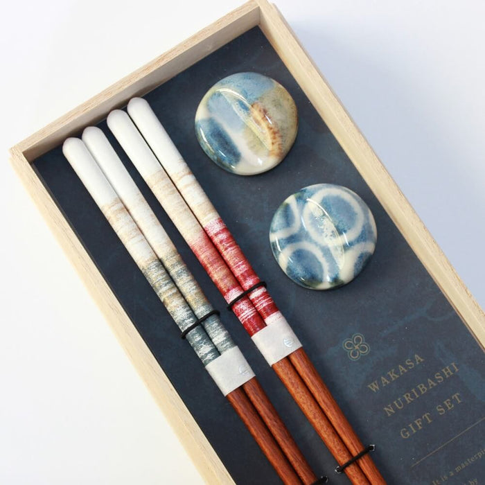 Nene wooden chopsticks gift set | Red and blue artsy design