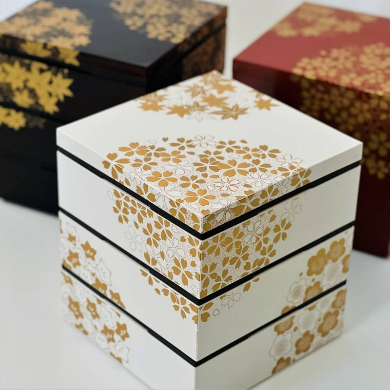 White 3 tier picnic bento box | Made in Japan | Dishwashable